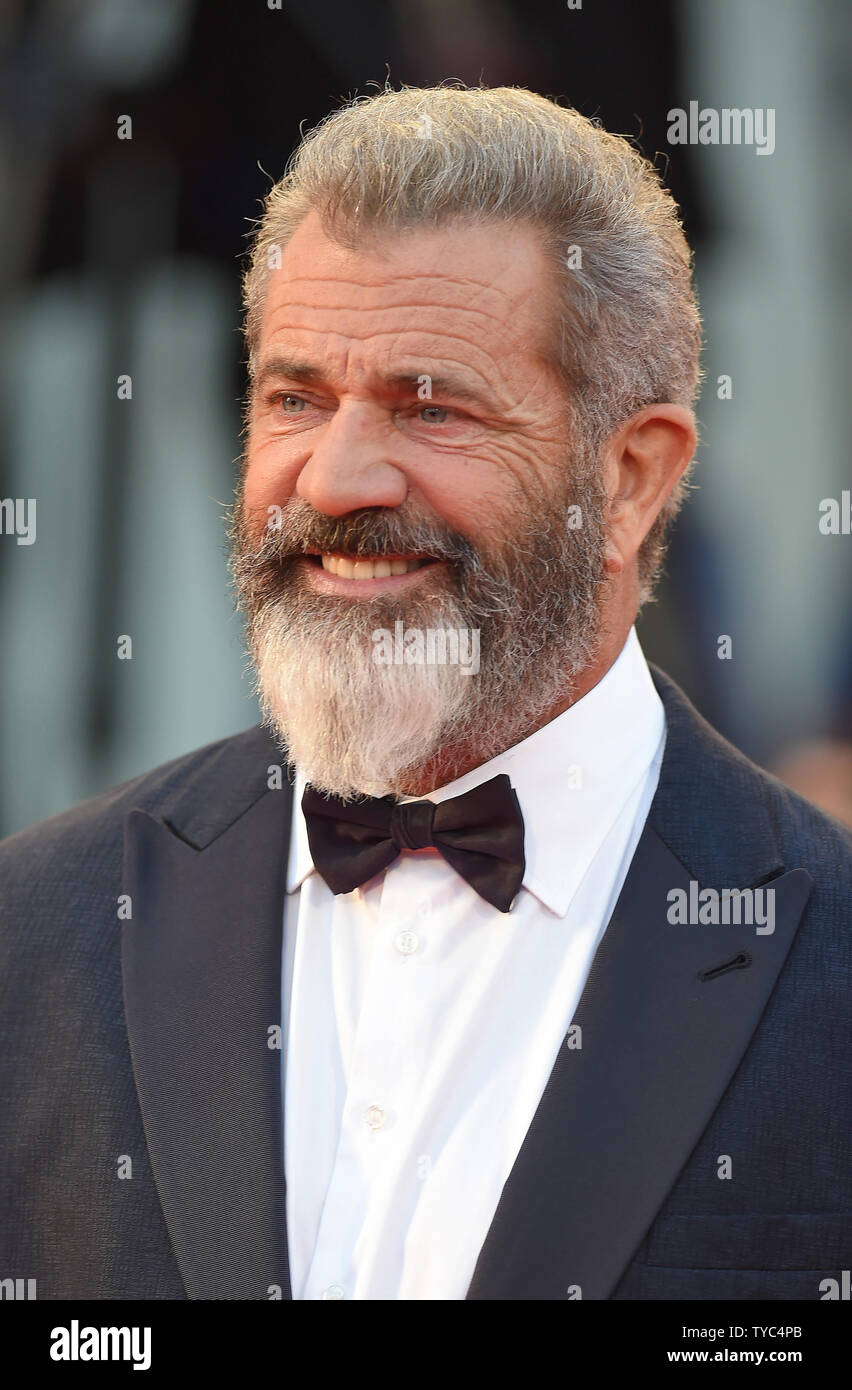Australian actor Mel Gibson attends the premiere for Hacksaw Ridge ...