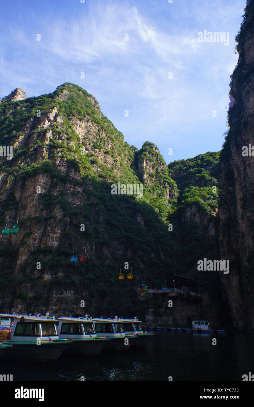 The longqingxia hi-res stock photography and images - Alamy