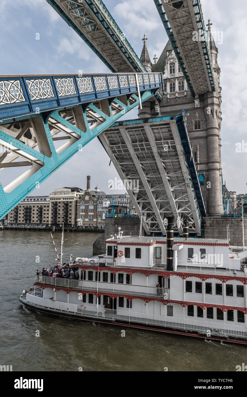 Thames barrier raised hi-res stock photography and images - Alamy