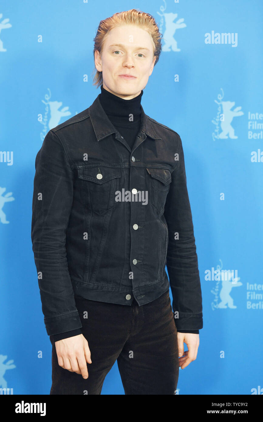 Freddie fox hi-res stock photography and images - Alamy