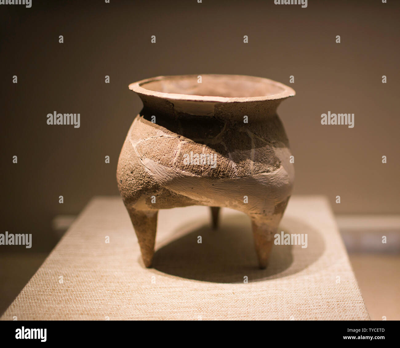 Cultural relics unearthed in Sanxingdui, Chengdu, Sichuan Province ...