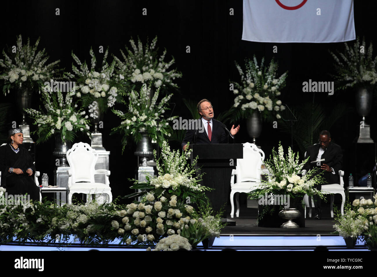Billy Crystal speaks during the Muhammad Ali memorial service at the ...