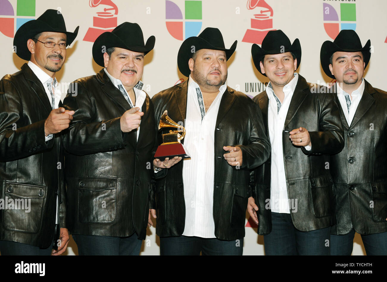 Grupo pesado where hi-res stock photography and images - Alamy