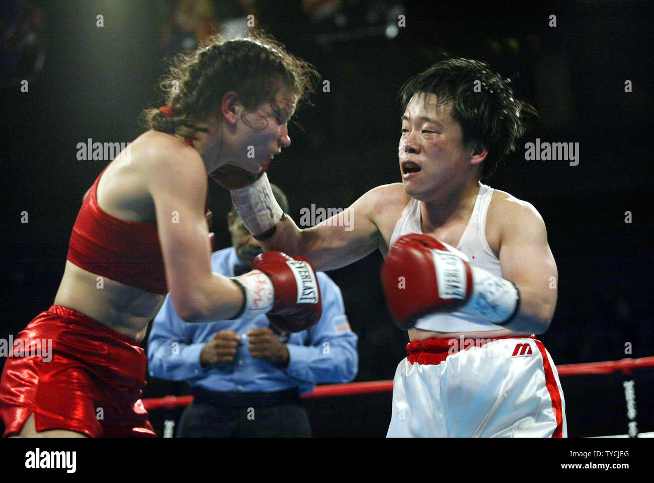 Straweight champion Via Zaganas of Las Vegas won a tough fought split ...