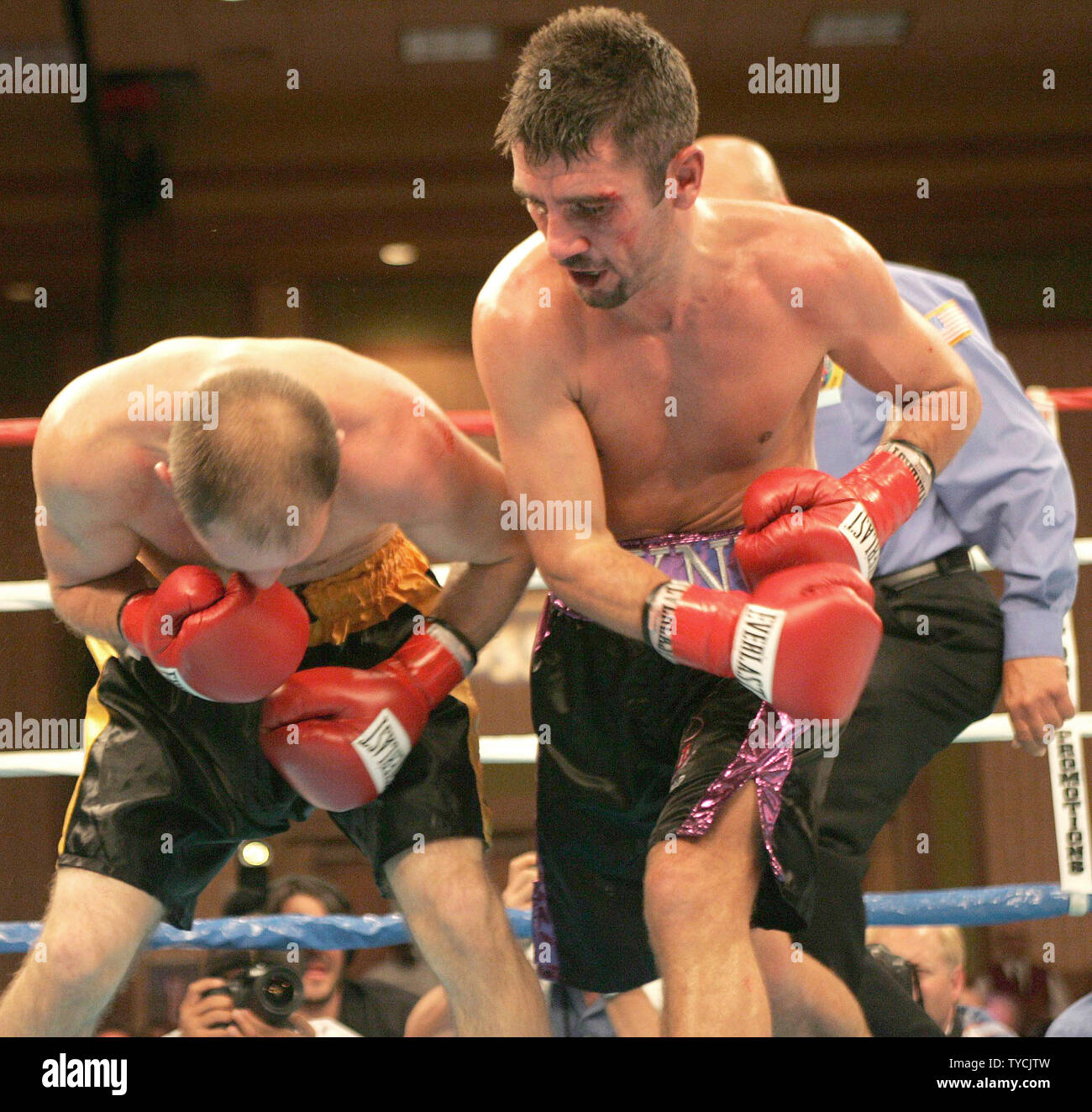 Wayne mccullough 2004 hi-res stock photography and images - Alamy