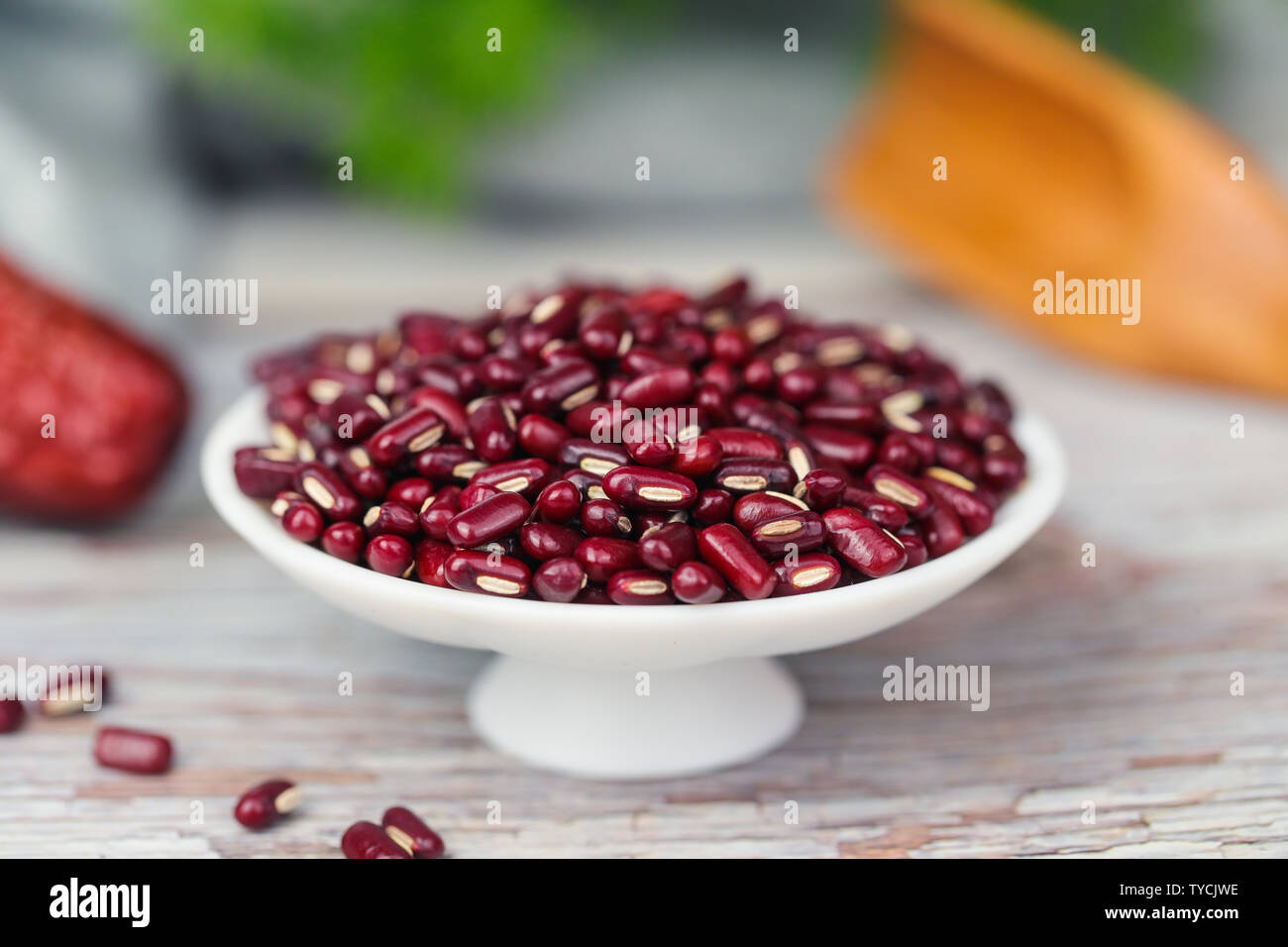 Red beans, little red beans Stock Photo - Alamy