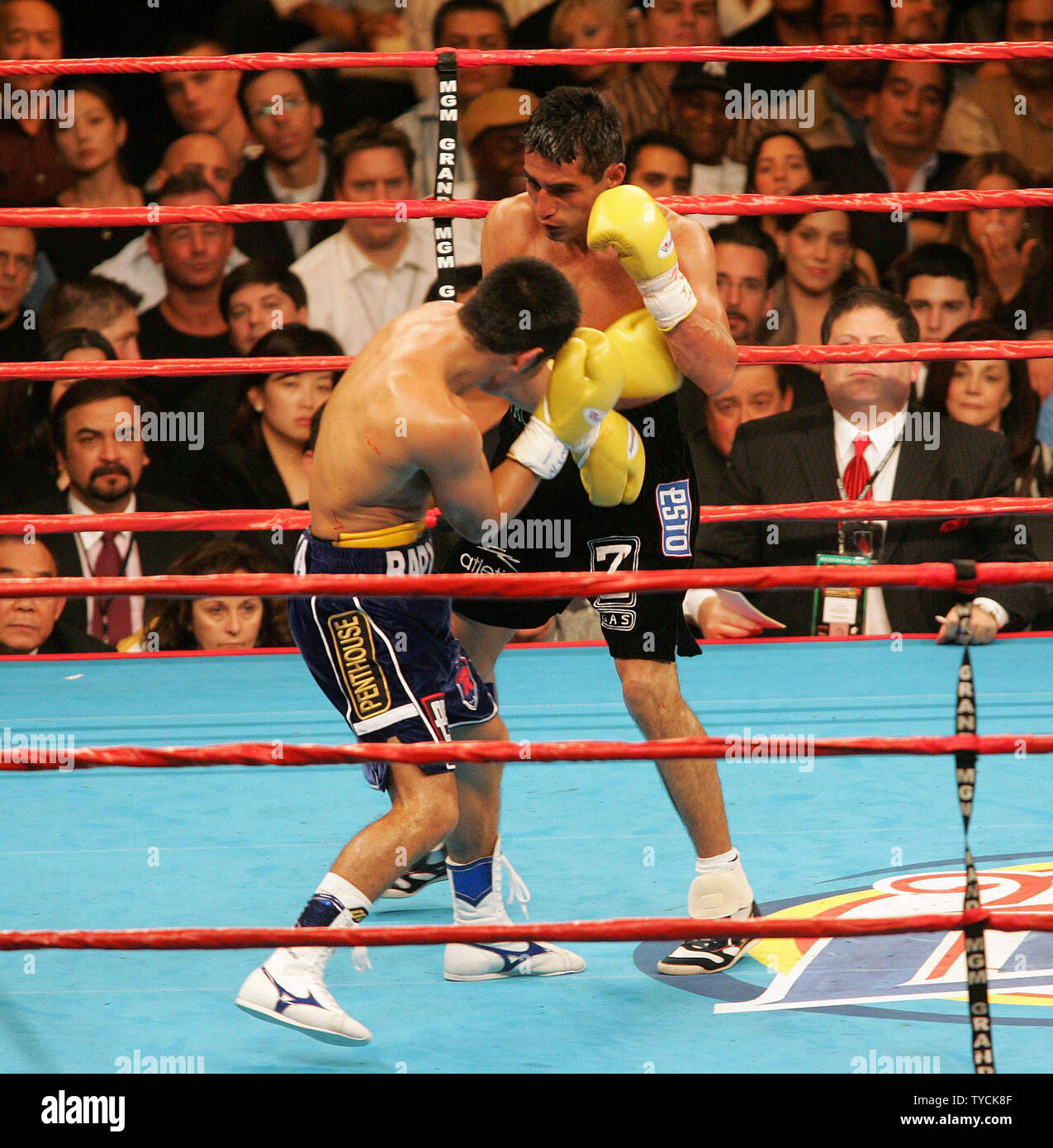 Marco antonio barrera hi-res stock photography and images - Alamy