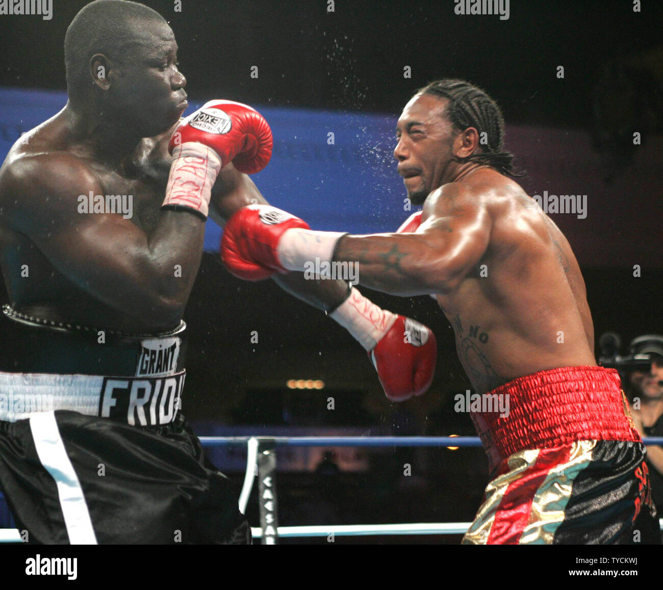 Top ranked heavyweights Friday Ahunanya (L) of Las Vegas and Dominick ...