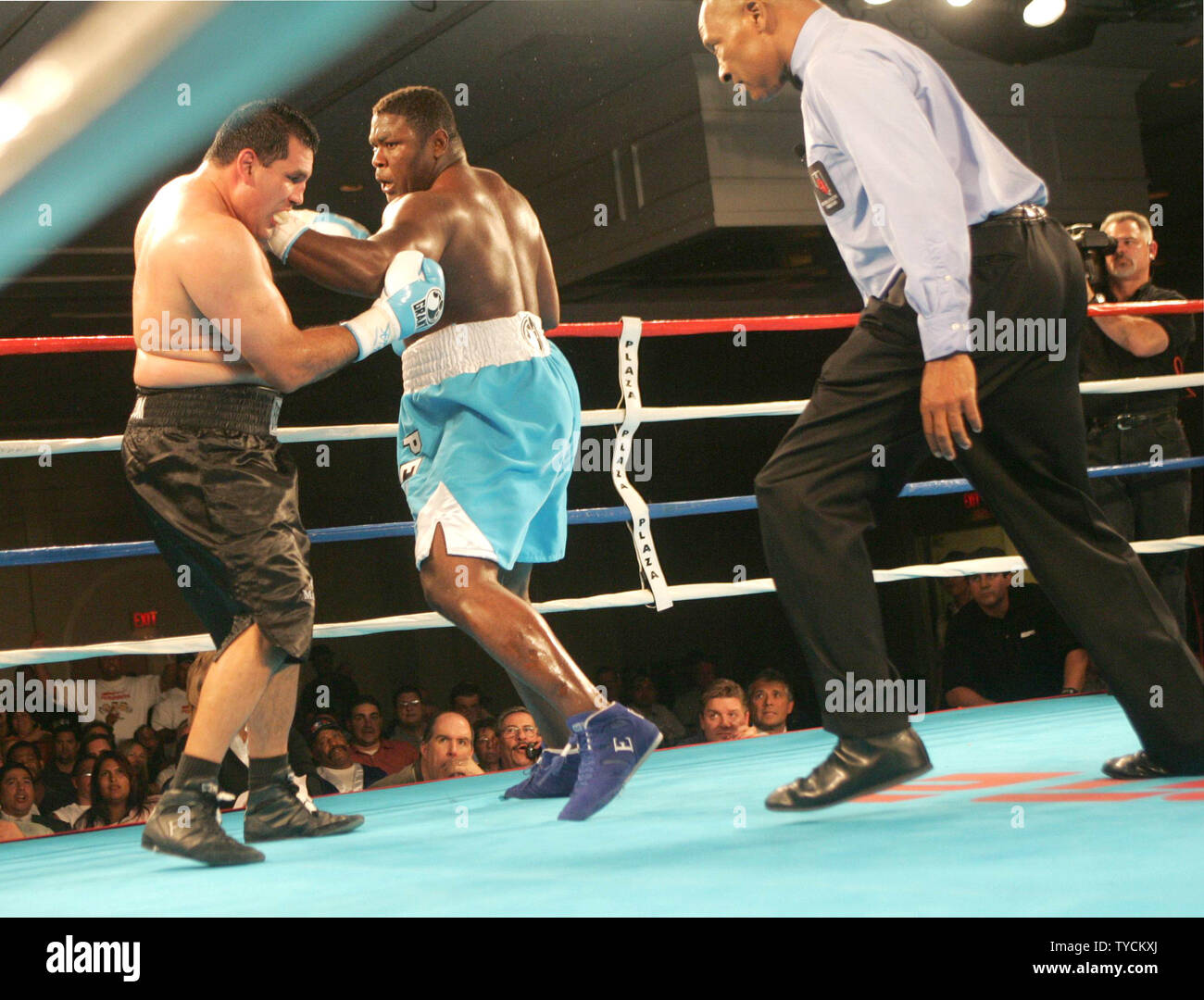 Challenger plaza hi-res stock photography and images - Alamy