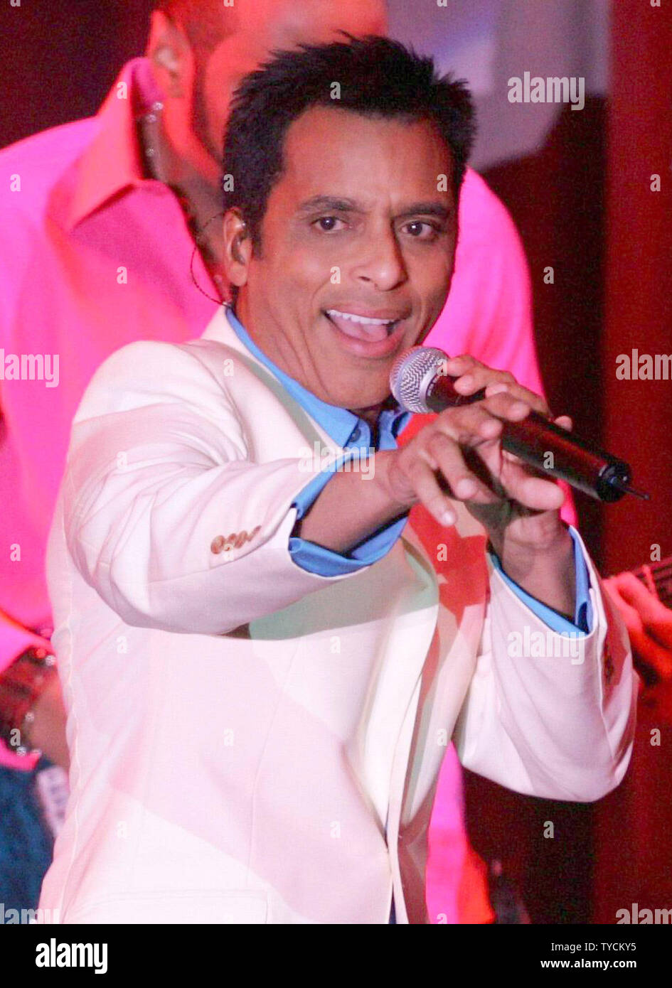 Cuban singer John Secada performs before a standing room only audience ...