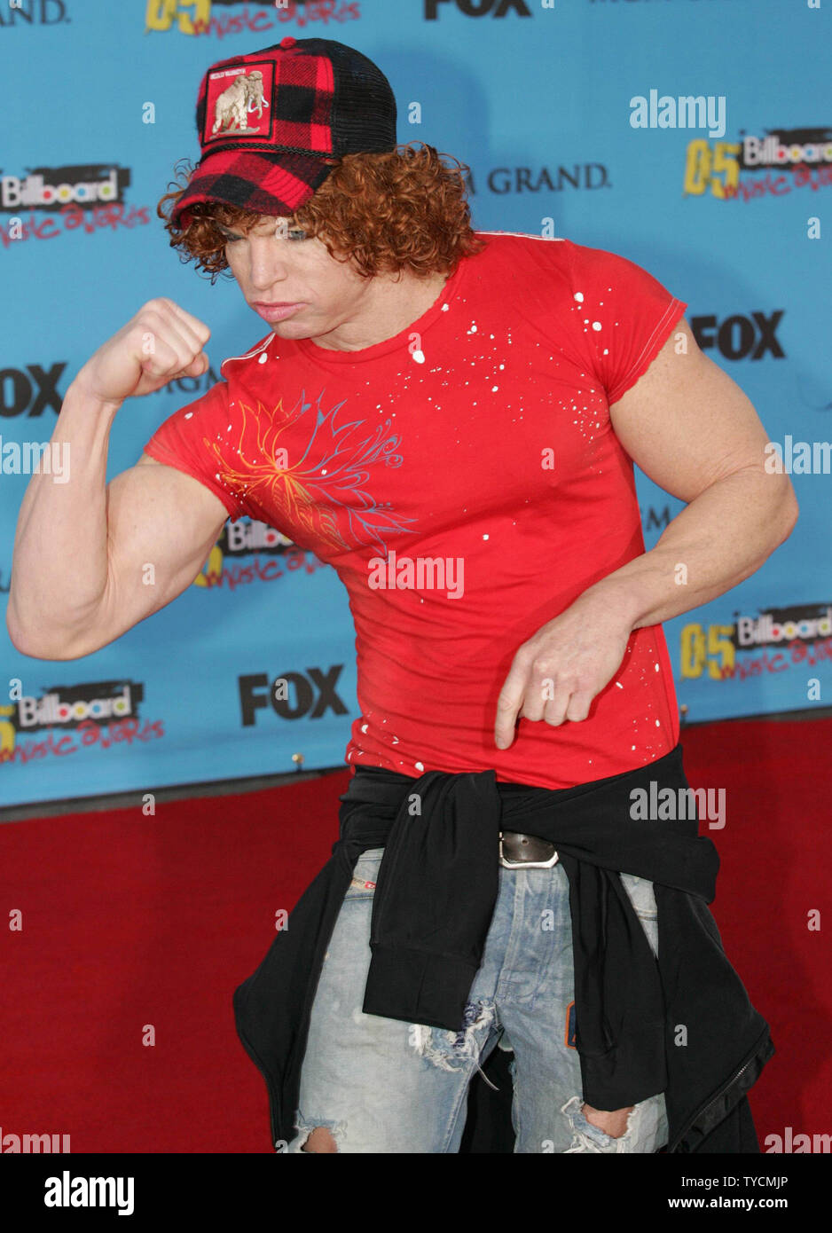 Commedian Carrot Top arrives at the 2005 Billboard Music Awards, held ...