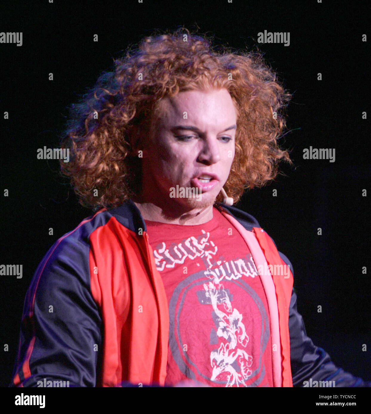 Carrot top comedian hi-res stock photography and images - Alamy