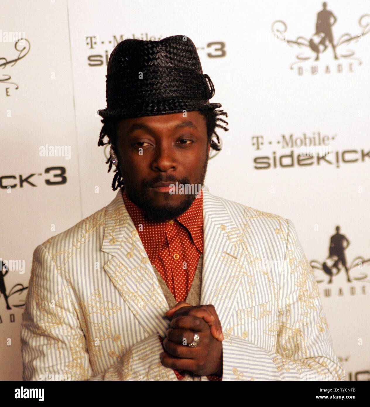 Singer will.i.am appears at T-Mobile's unveiling of their new D-Wade ...