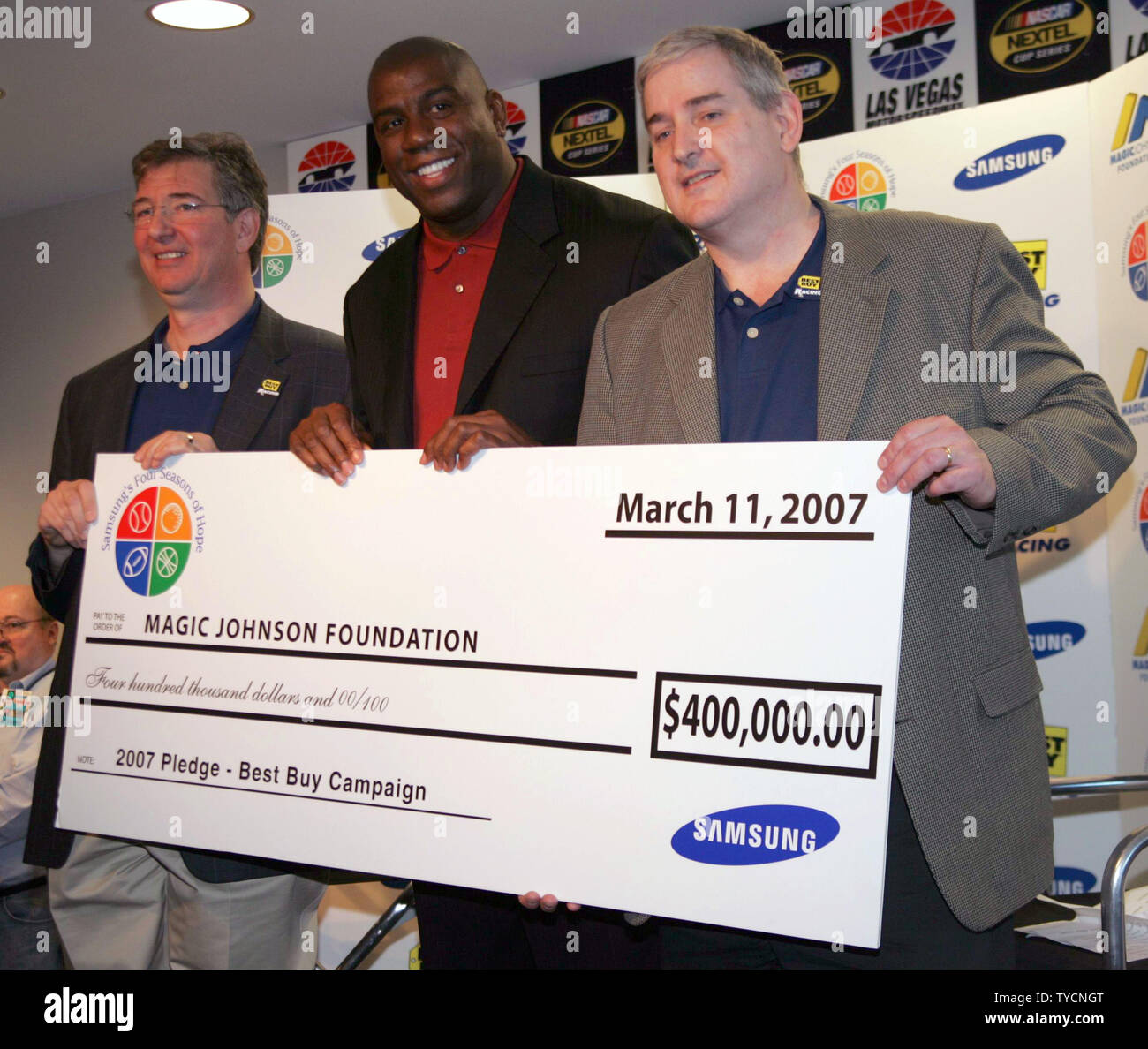 Magic johnson foundation hi-res stock photography and images - Alamy