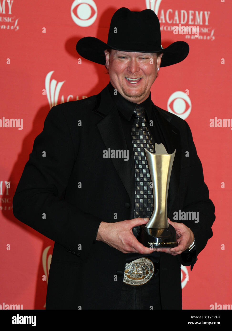 Musician Tracy Lawrence won Musical Event of the Year at the 43rd ...