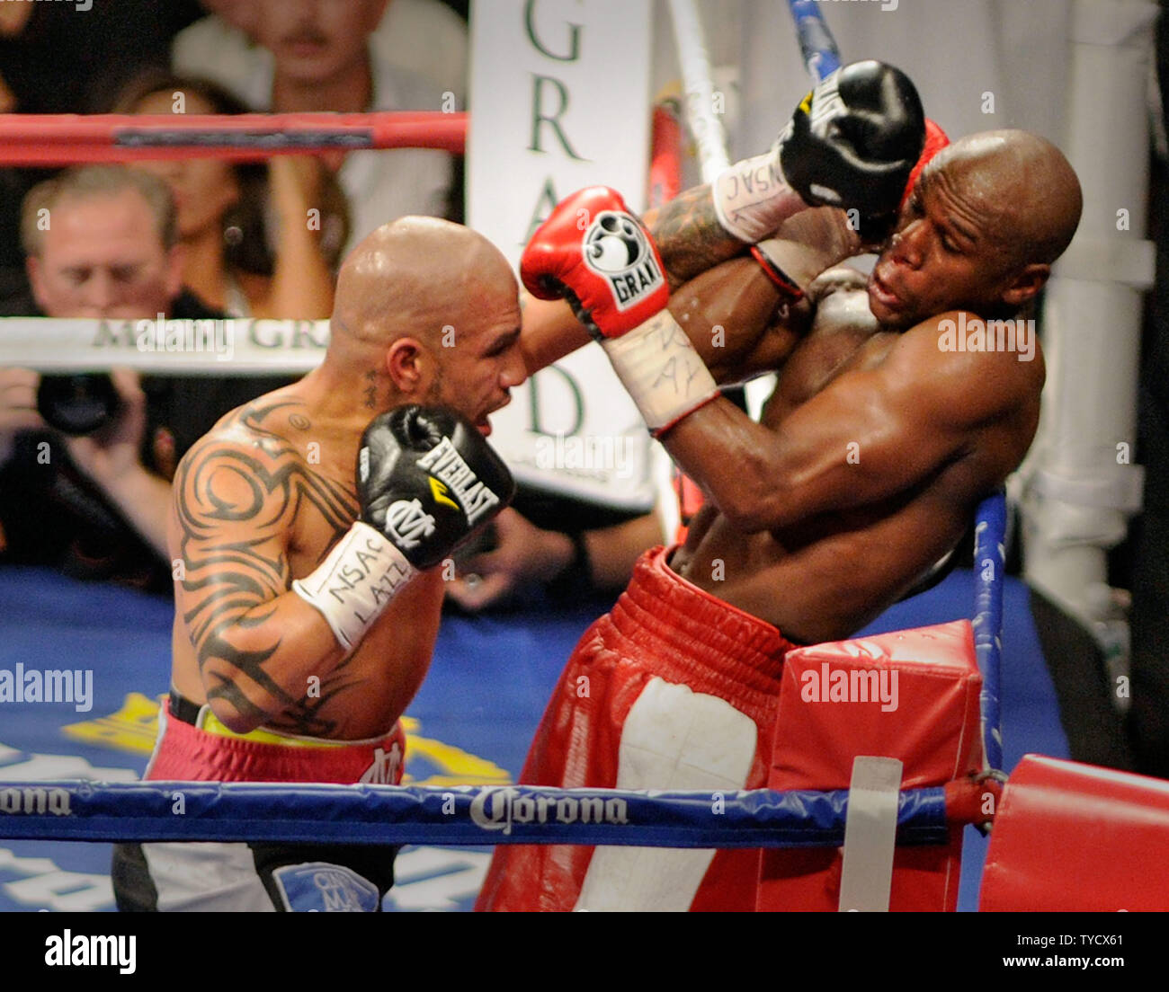 Floyd Mayweather Vs Miguel Cotto