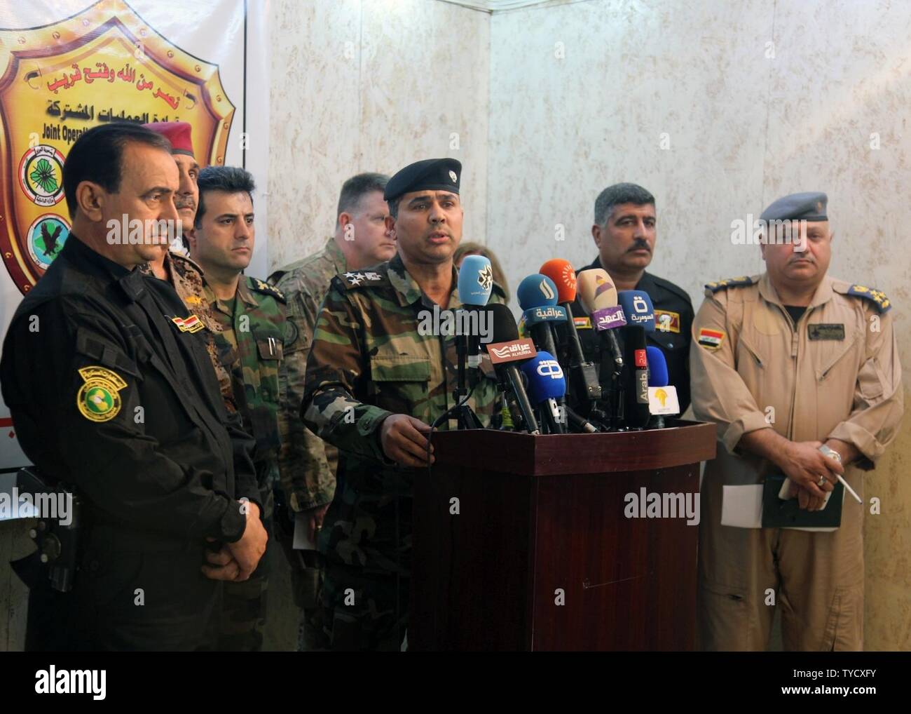 Representatives from the Iraqi Counter Terrorism Service, Peshmerga ...