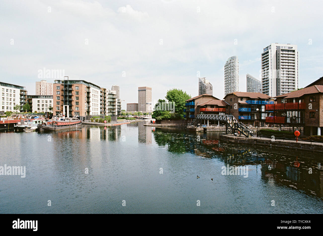 Flats London High Resolution Stock Photography and Images - Alamy