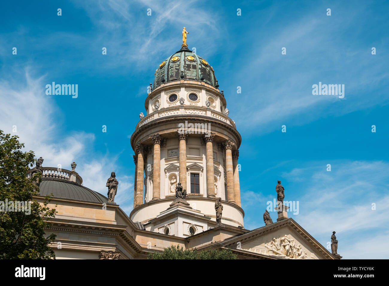 German dome hi-res stock photography and images - Alamy