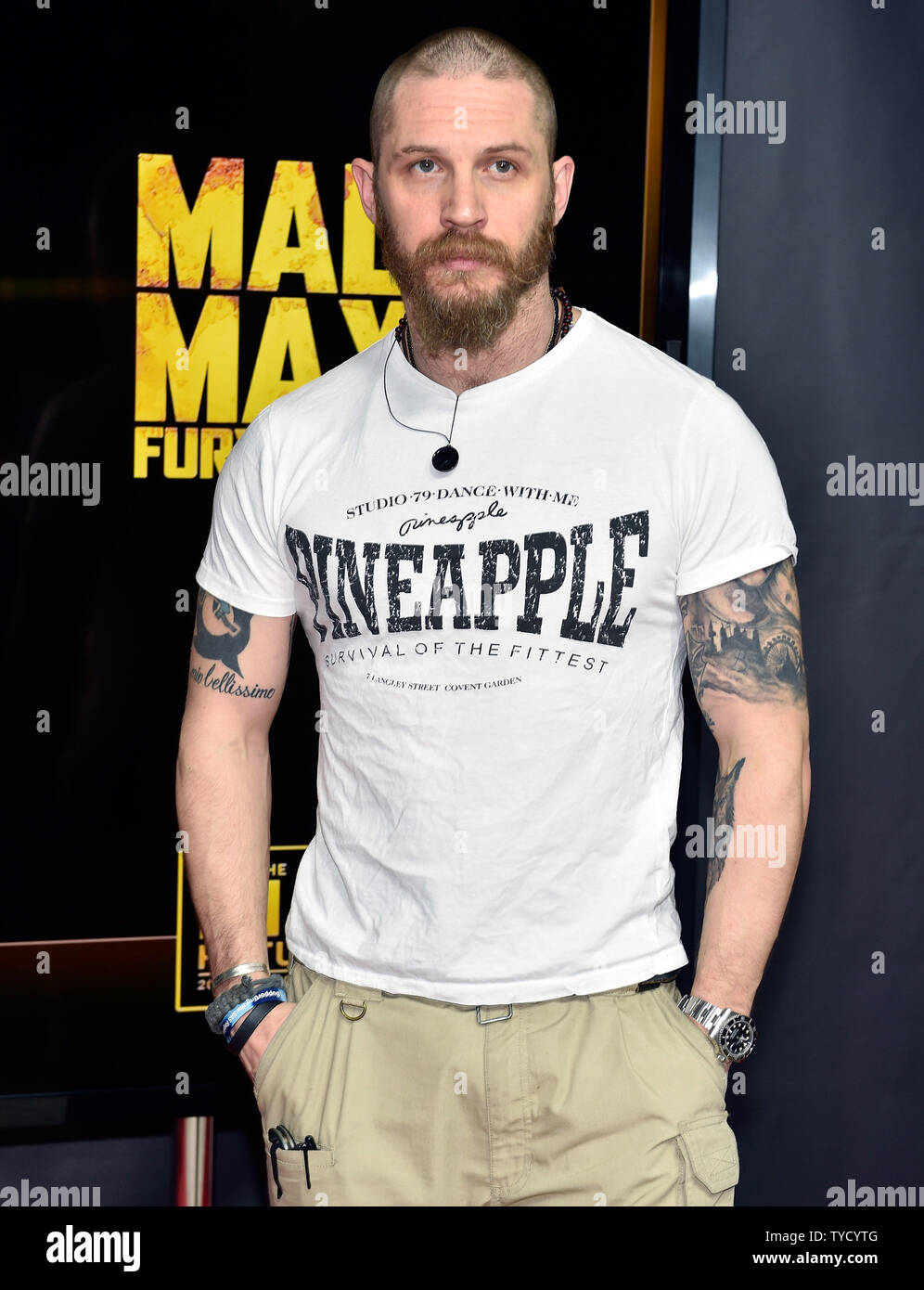 David warner actor hi-res stock photography and images - Alamy