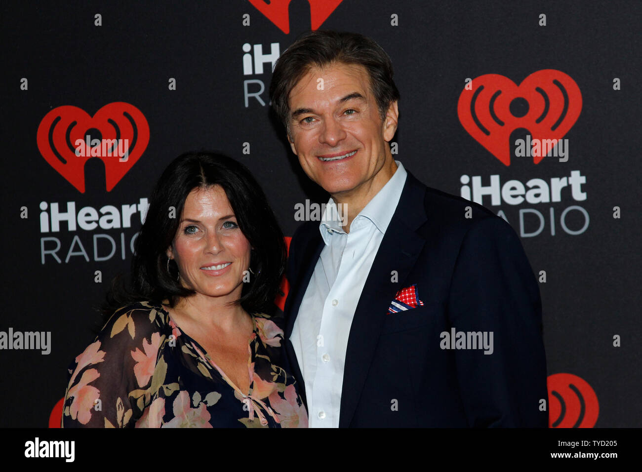 Lisa Oz and Dr. Mehmet Oz arrive for the iHeartRadio Music Festival at ...