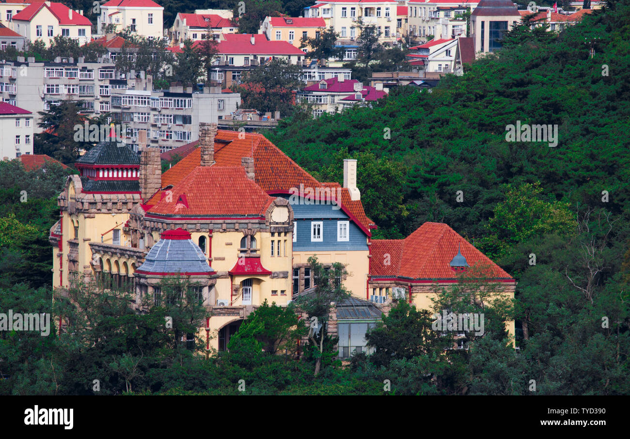 Qingdao red tile green trees blue sea blue sky hi-res stock photography ...