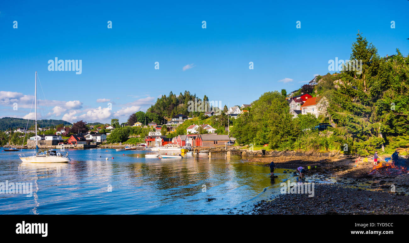 Midsummer celebration hi-res stock photography and images - Alamy