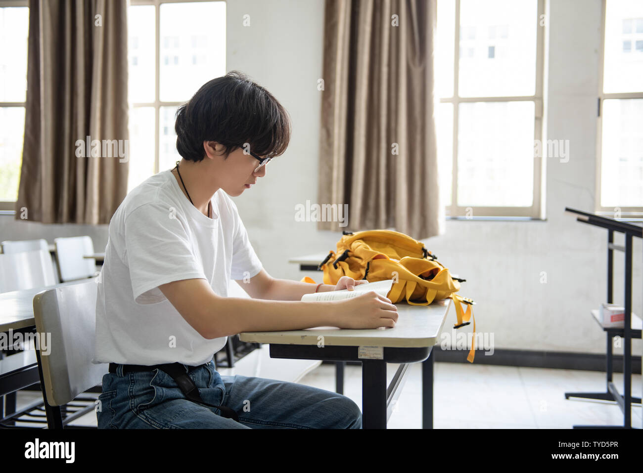 Asian college students study examination education in classrooms Stock ...