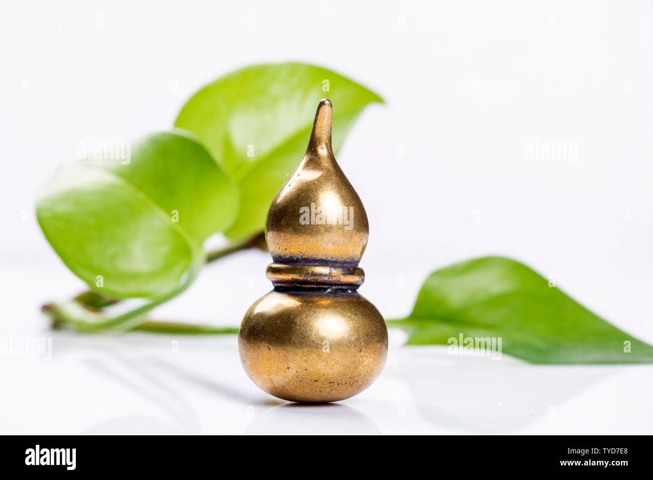 Copper incense stove hi-res stock photography and images - Alamy