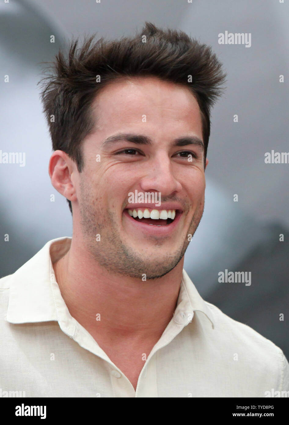 Michael Trevino Model