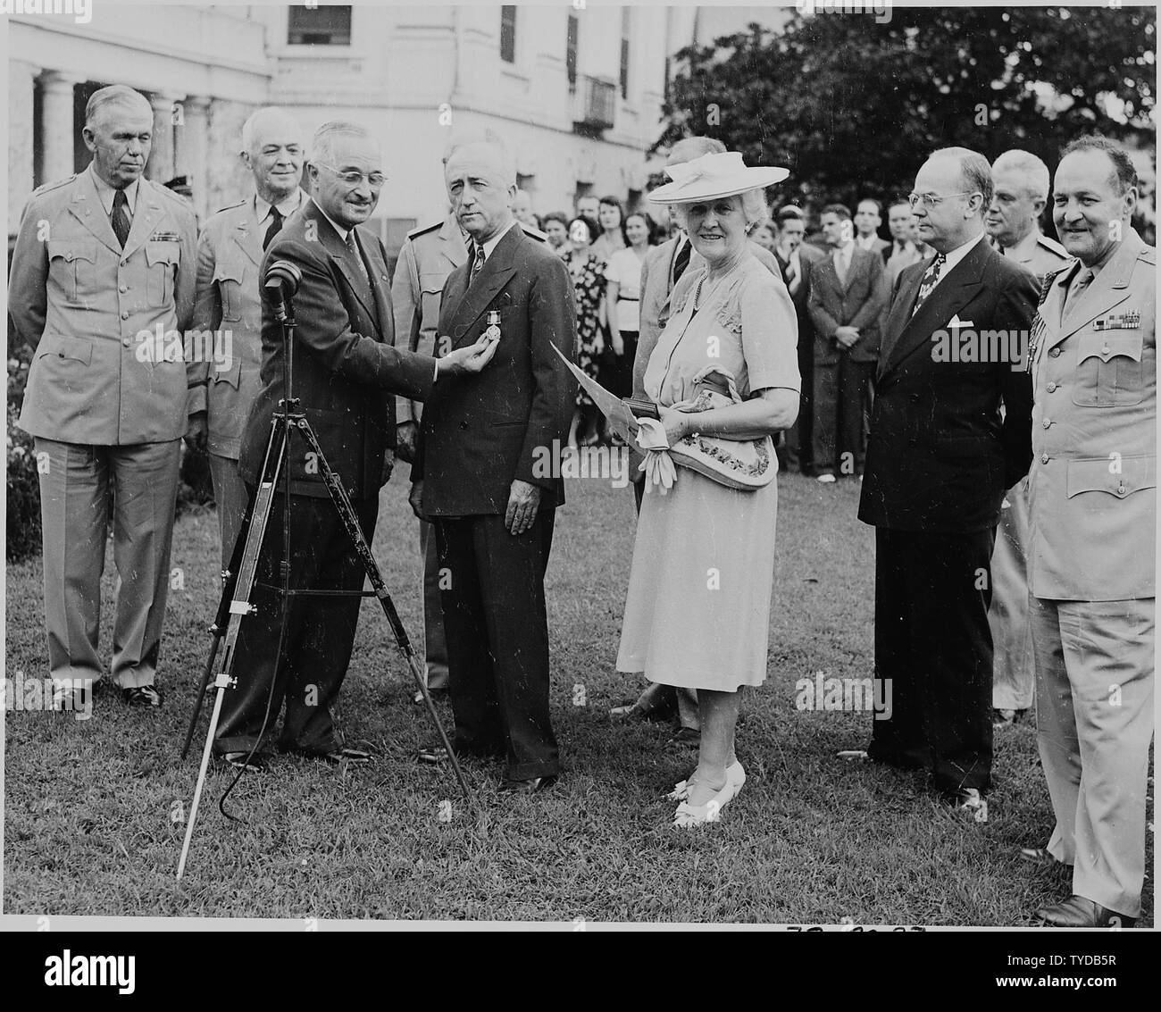 General hap arnold hi-res stock photography and images - Alamy