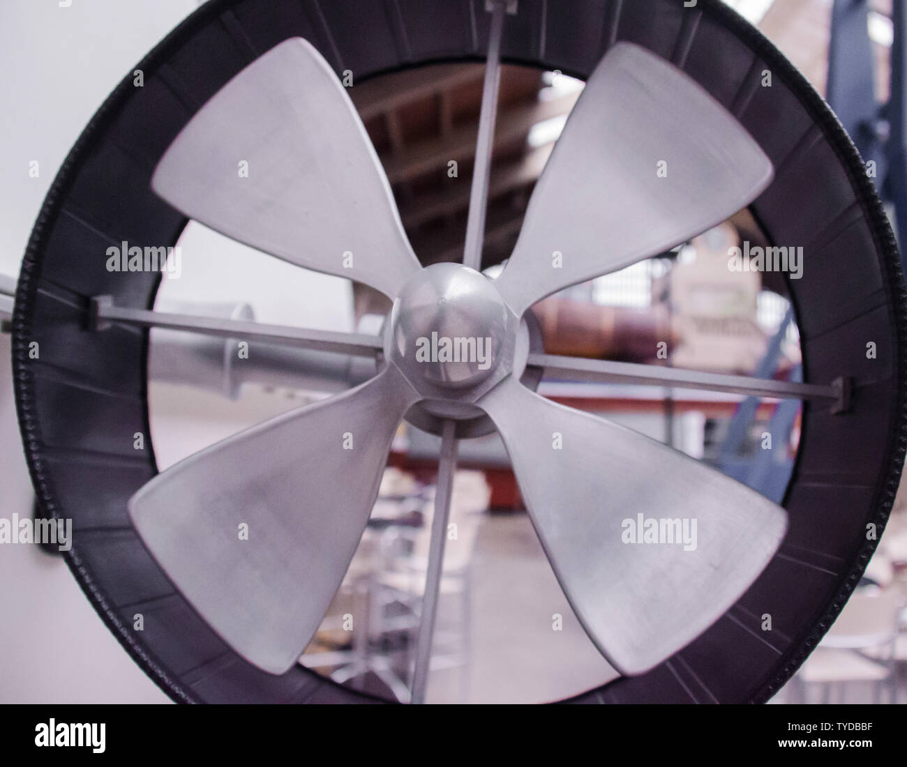 Boat propellor underwater High Resolution Stock Photography and Images ...