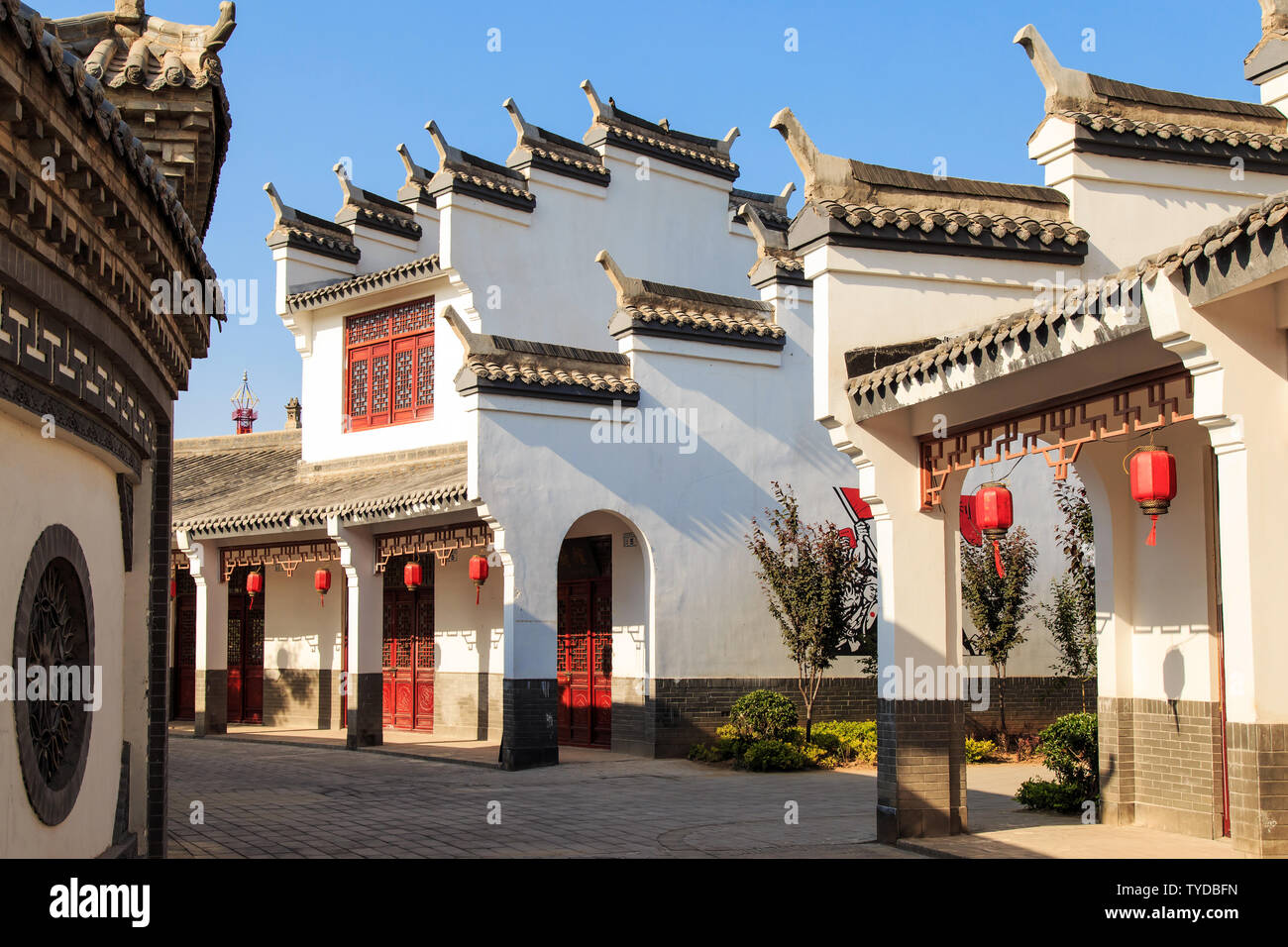 An ancient Chinese house Stock Photo - Alamy