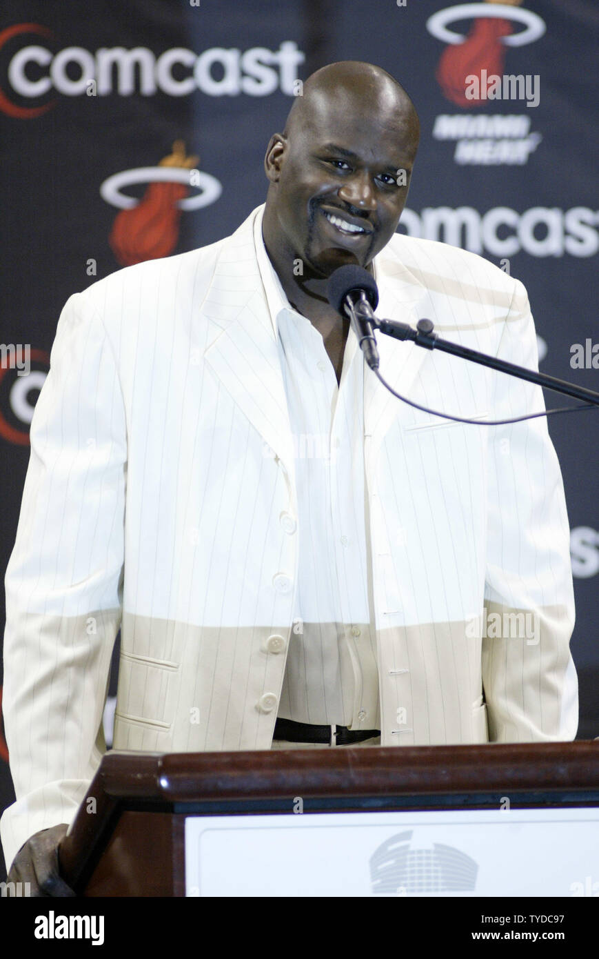Shaquille O'Neal talks to the media about his trade to the Miami Heat ...