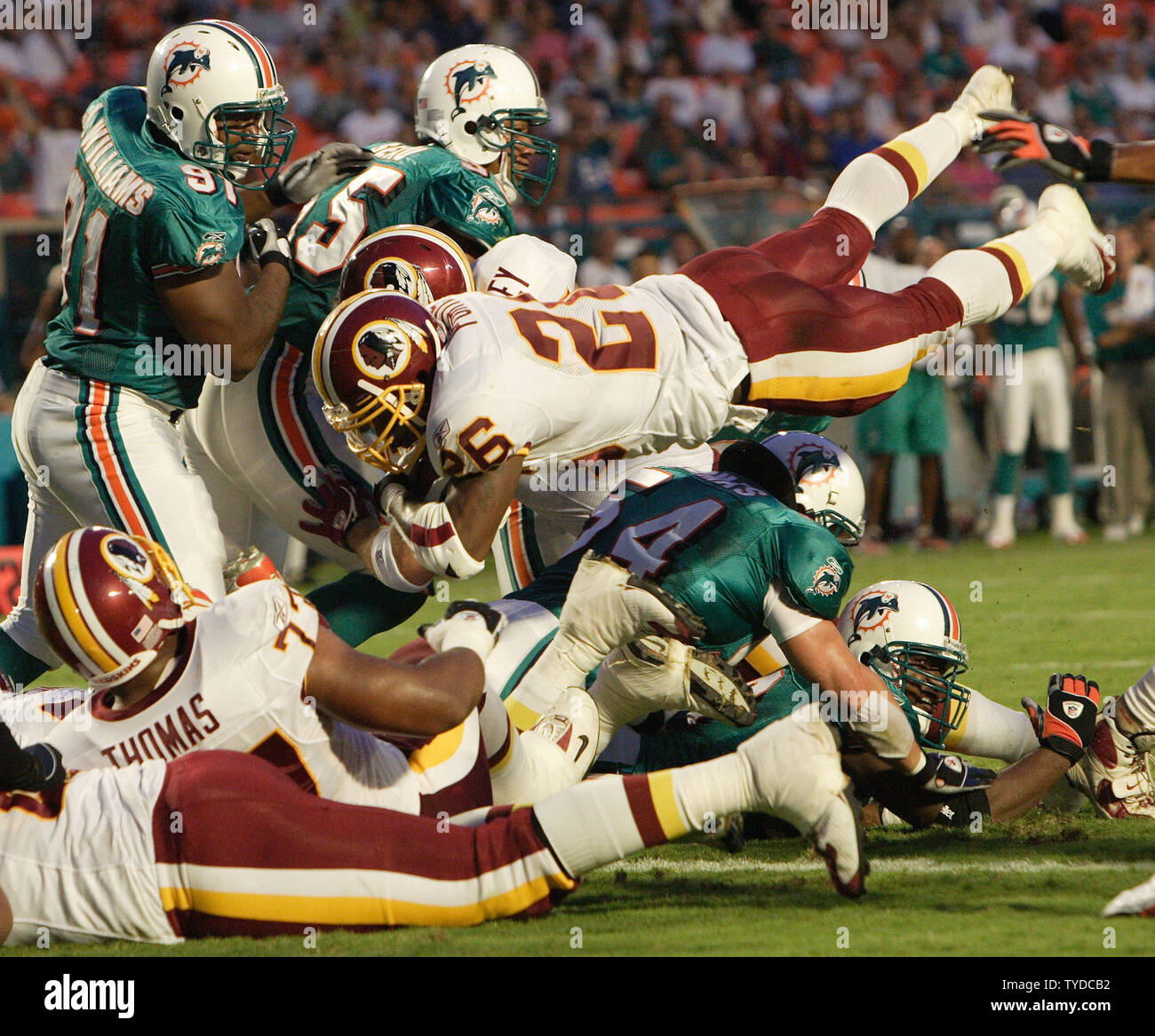 Leaping pro hi-res stock photography and images - Alamy