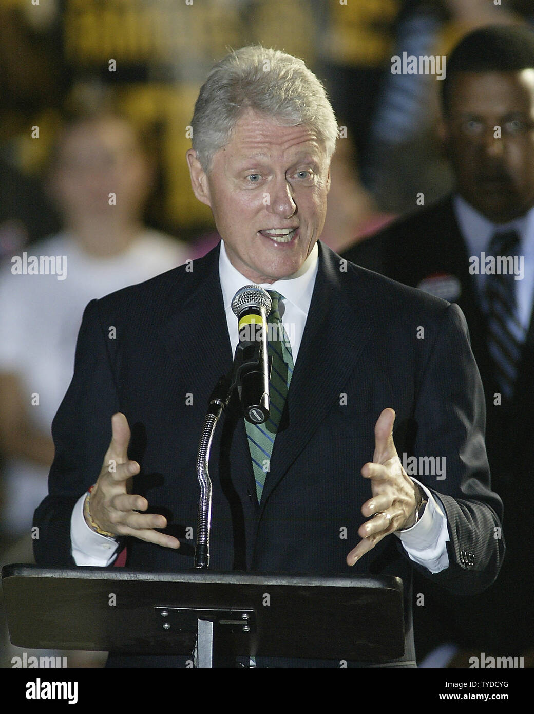Former United States President Bill Clintonn campaigns for Senator John ...