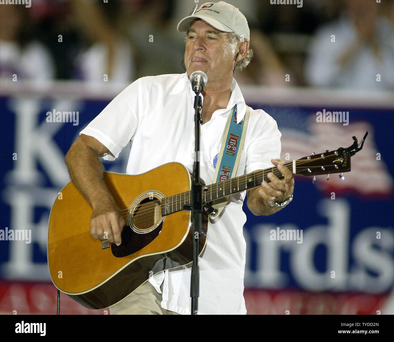 Jimmy buffet on the beach hi-res stock photography and images - Alamy