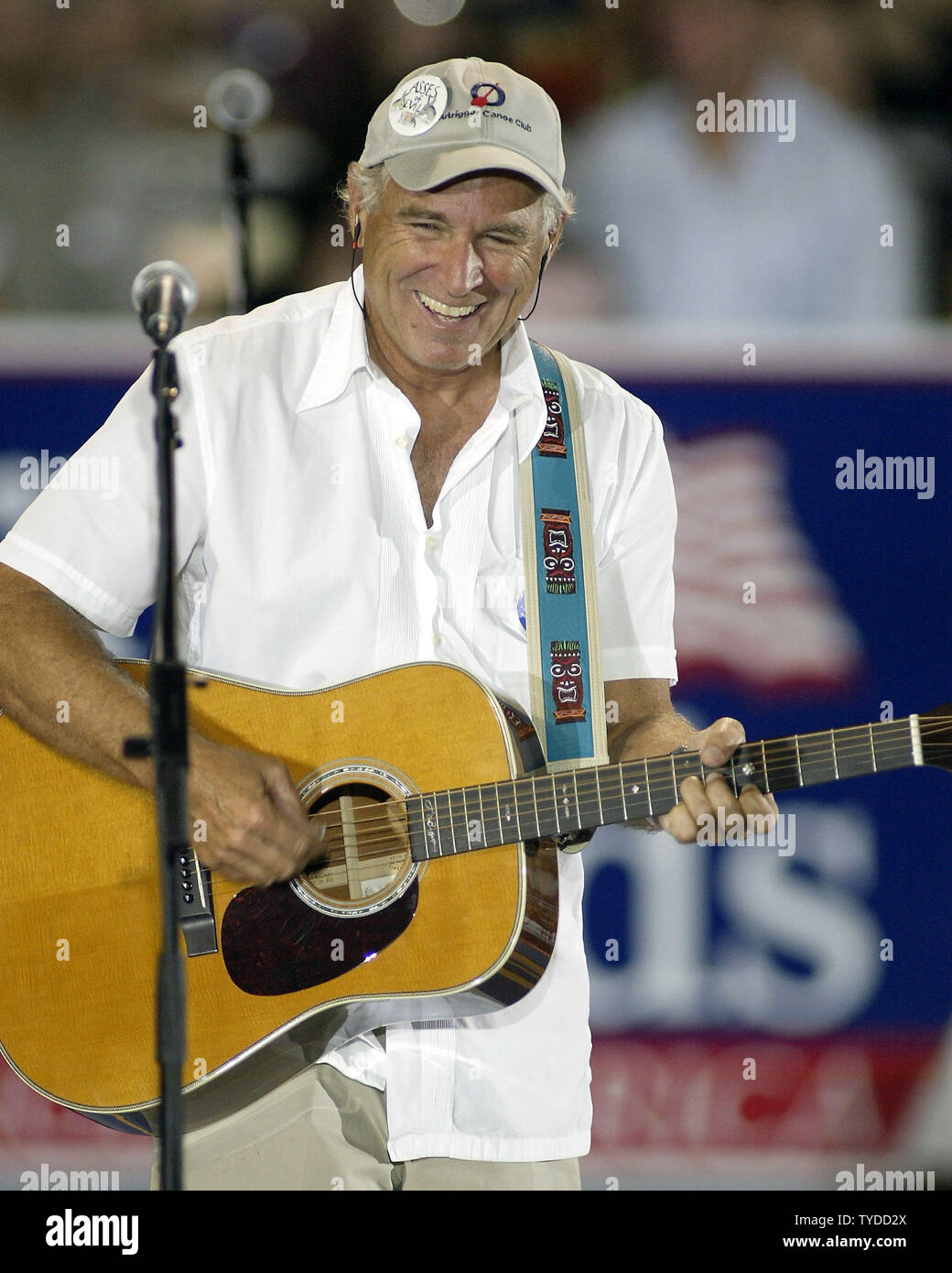 Jimmy buffet on the beach hi-res stock photography and images - Alamy