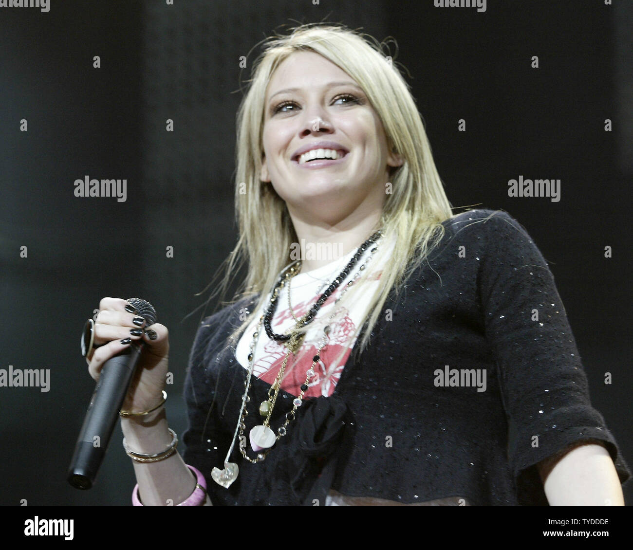 Hilary Duff performs at the Y100.7 Jingle Ball concert, at the Office ...