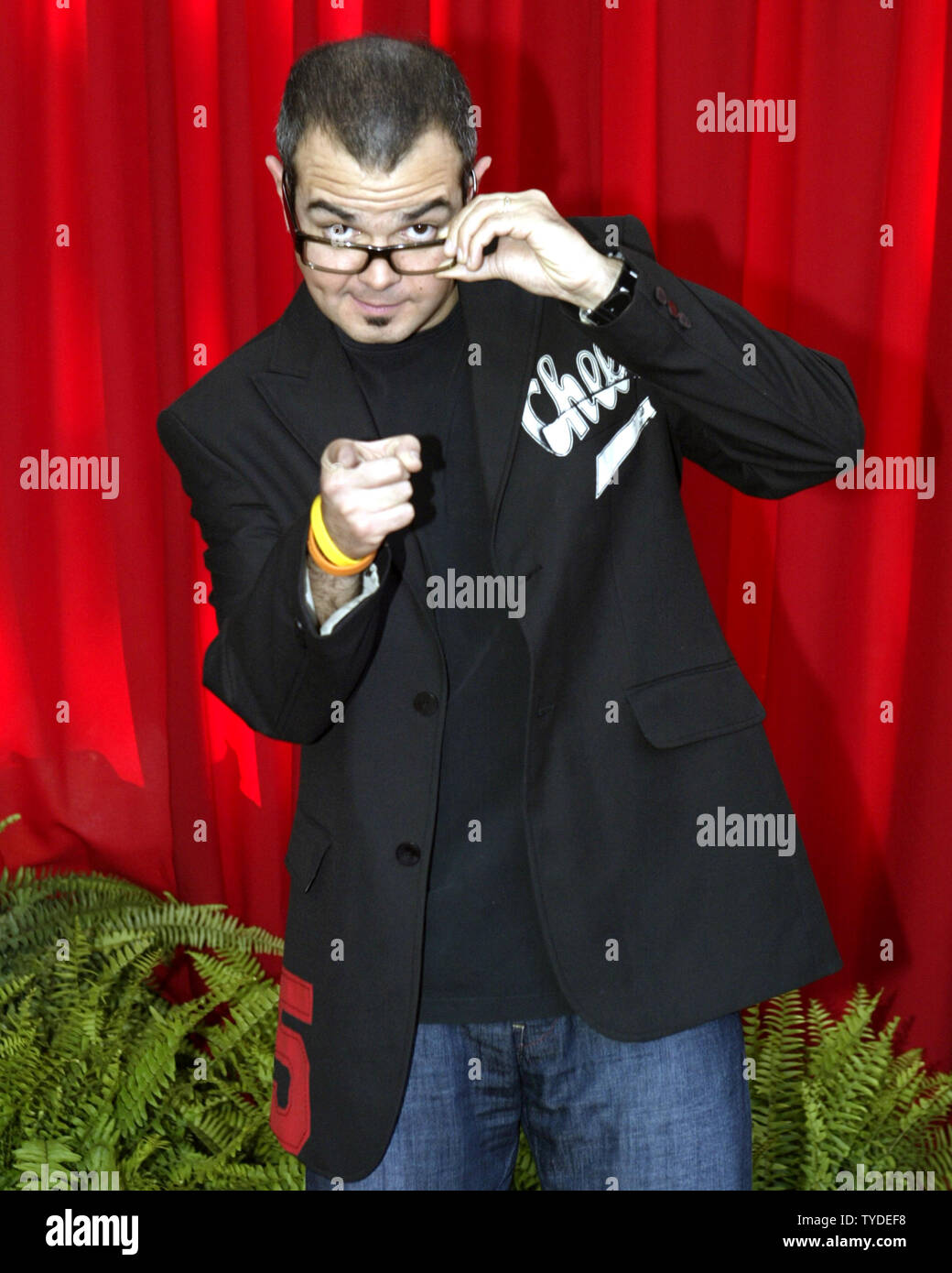 Alex Syntek arrives on the red carpet entering the 2005 Latin Billboard ...