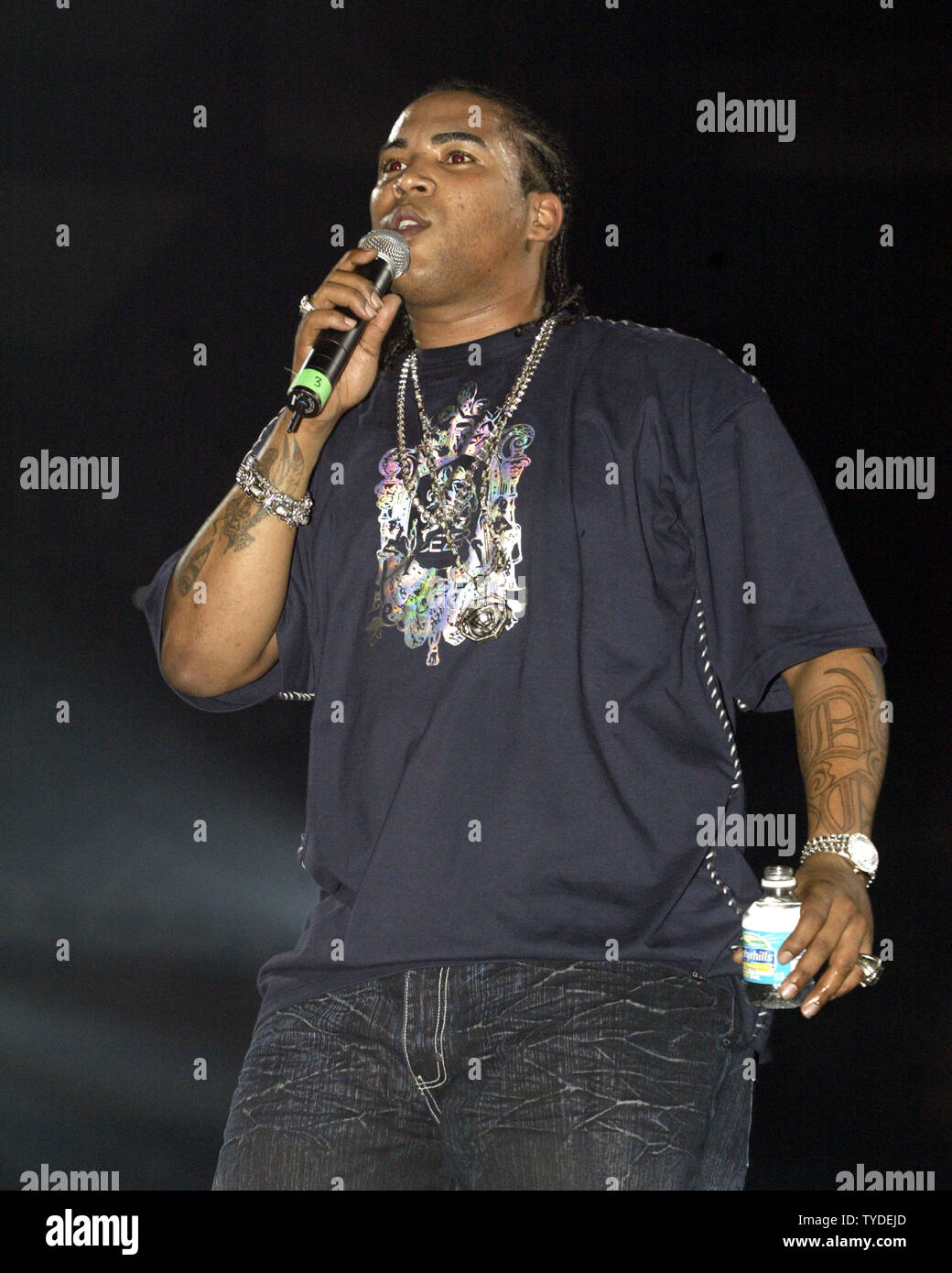 Don Omar performs in concert during the Salsa Live show , at the Miami ...
