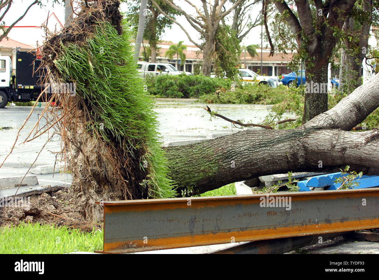 Steel category hi-res stock photography and images - Alamy