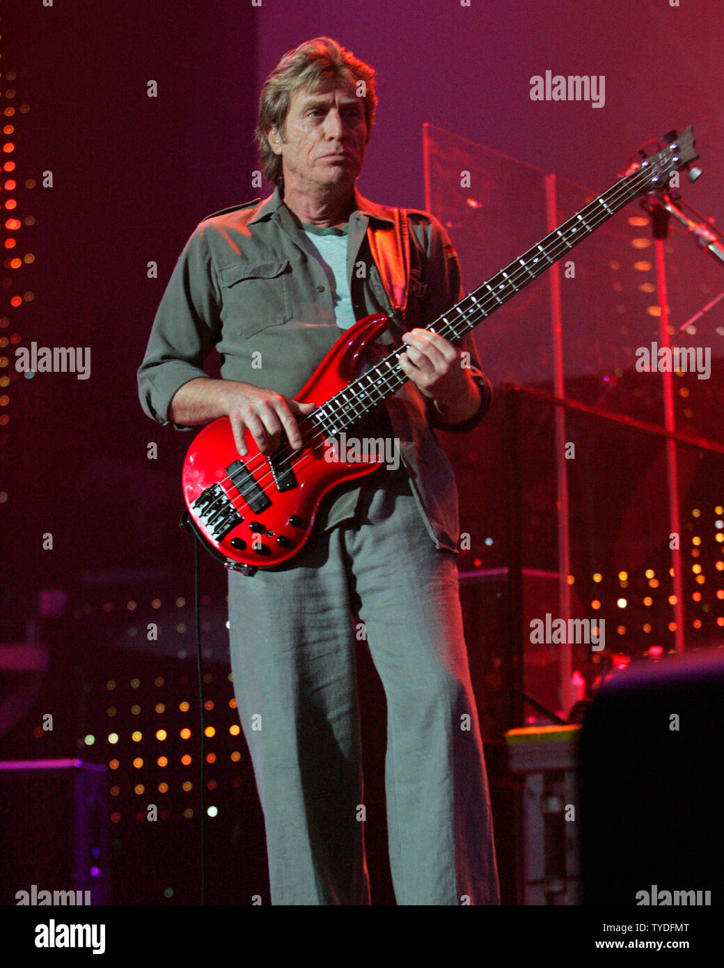 Ross valory hi-res stock photography and images - Alamy