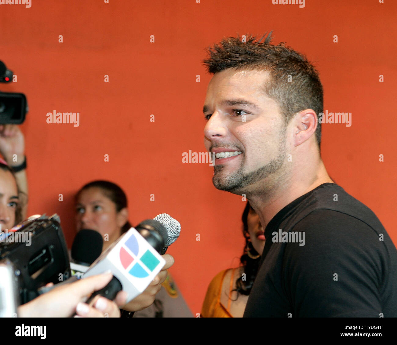 Dolphin mall miami hi-res stock photography and images - Alamy