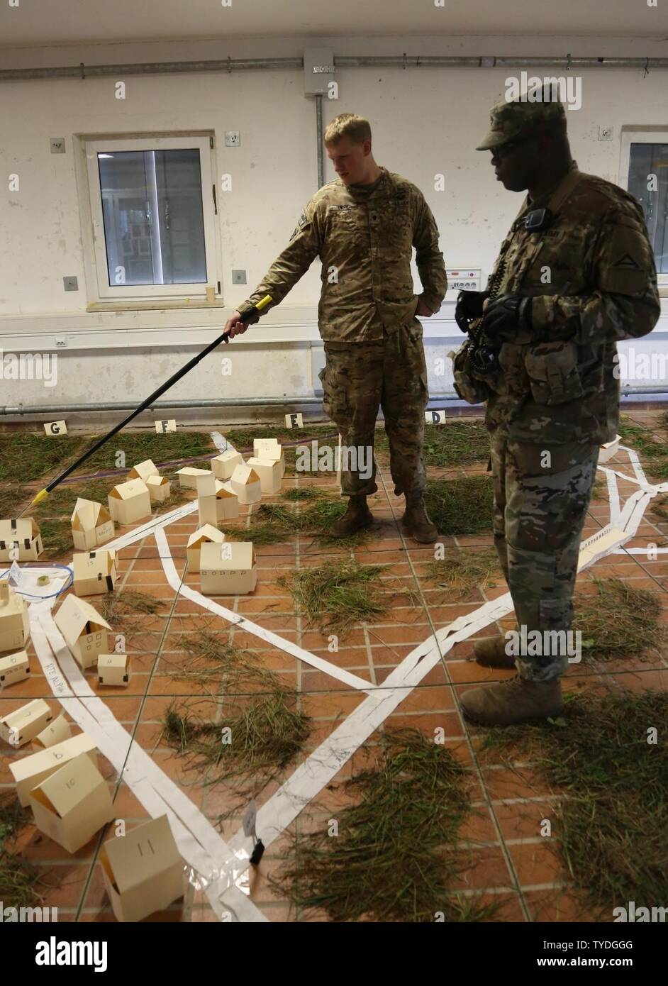 1st squadron 33rd cavalry regiment hi-res stock photography and images ...