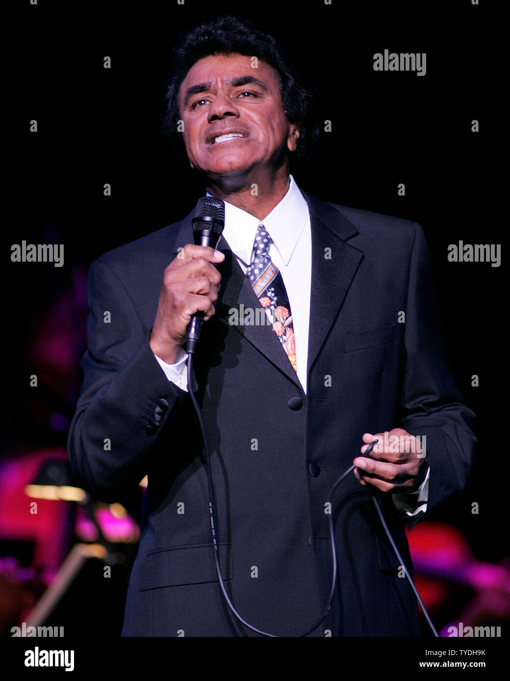 Johnny Mathis performs in concert at the Bank Atlantic Center in ...