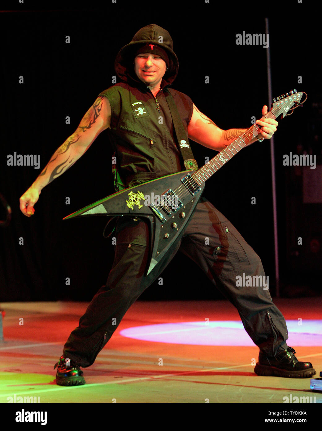 Mike stone queensryche hi-res stock photography and images - Alamy
