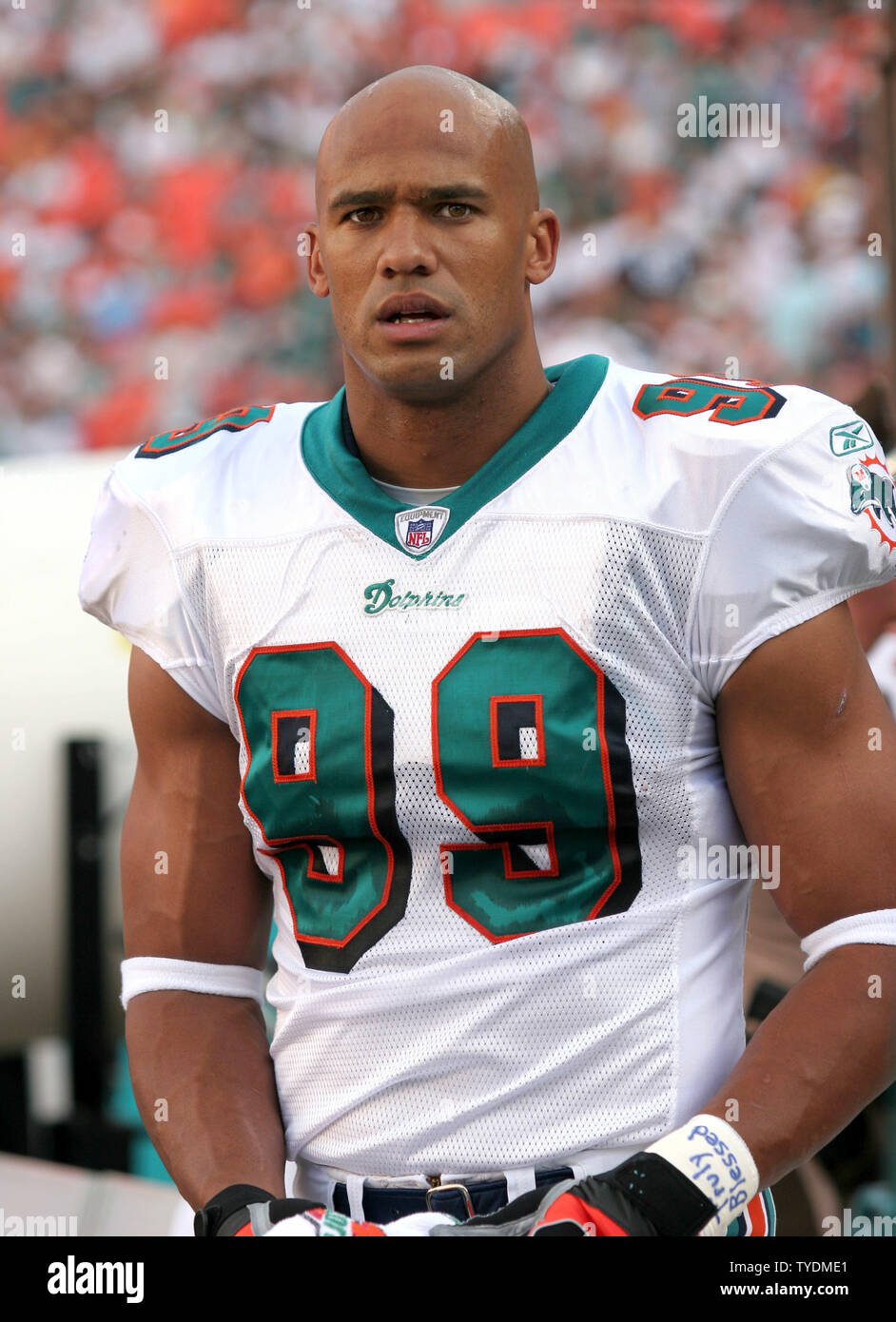 Jason taylor hi-res stock photography and images - Alamy