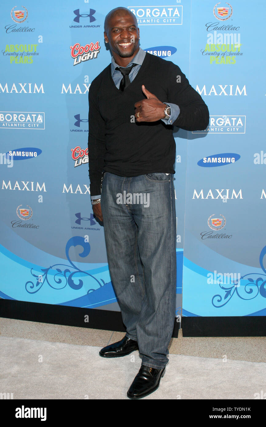 Terry Crews arrives for the Hotel De Maxim Super Bowl party at the ...