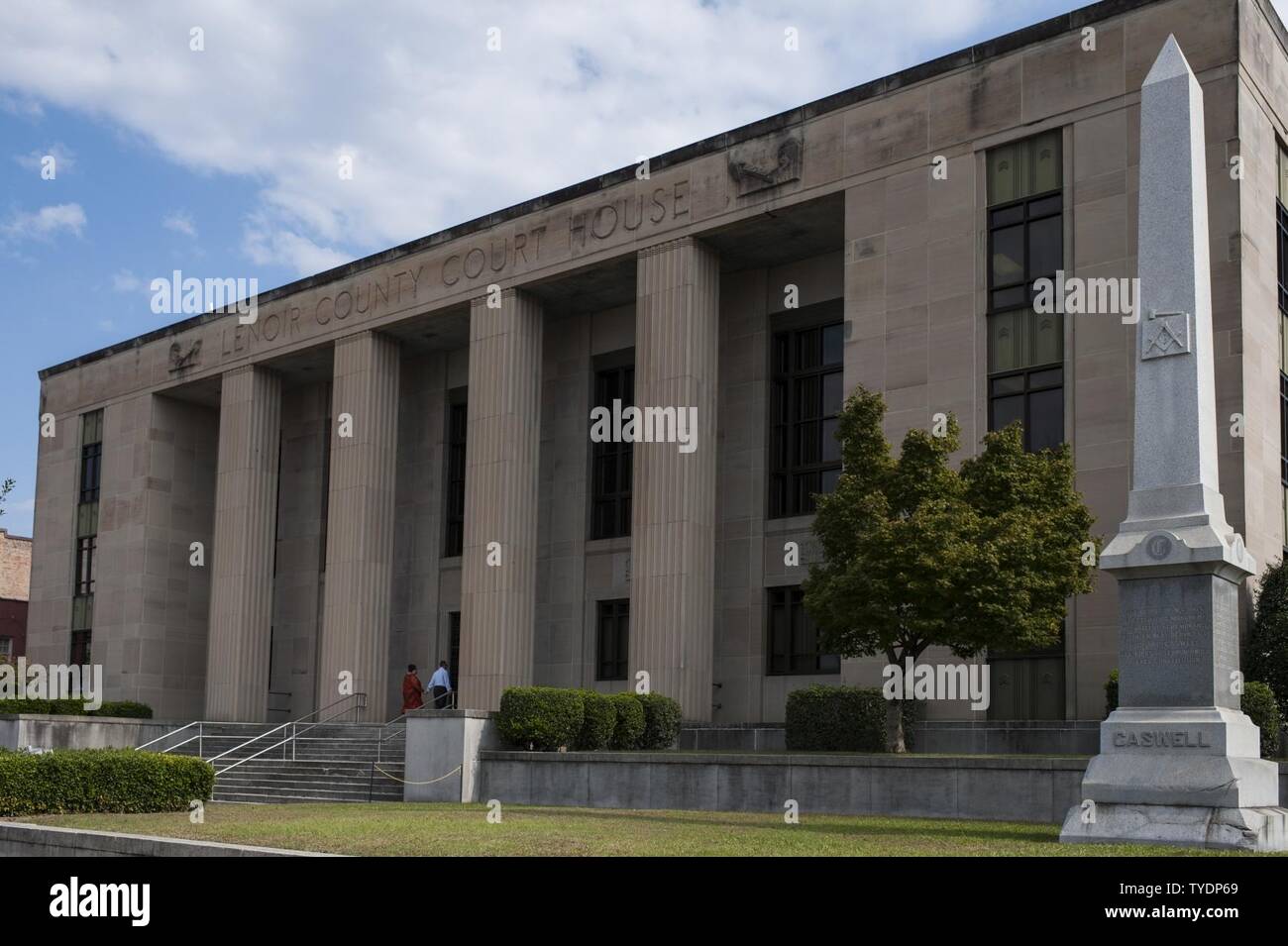 The Lenoir County Courthouse and Sheriff’s Office in downtown Kinston ...